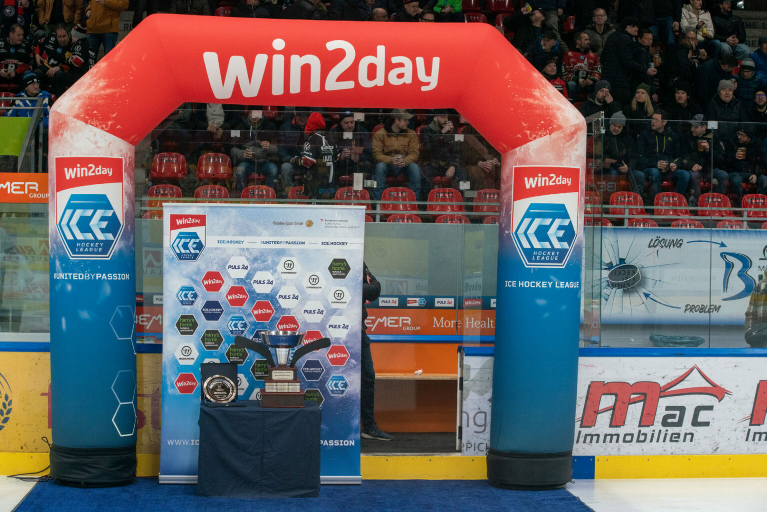 Pioneers stehen im Viertelfinale der win2day ICE Hockey League - Pioneers Vorarlberg