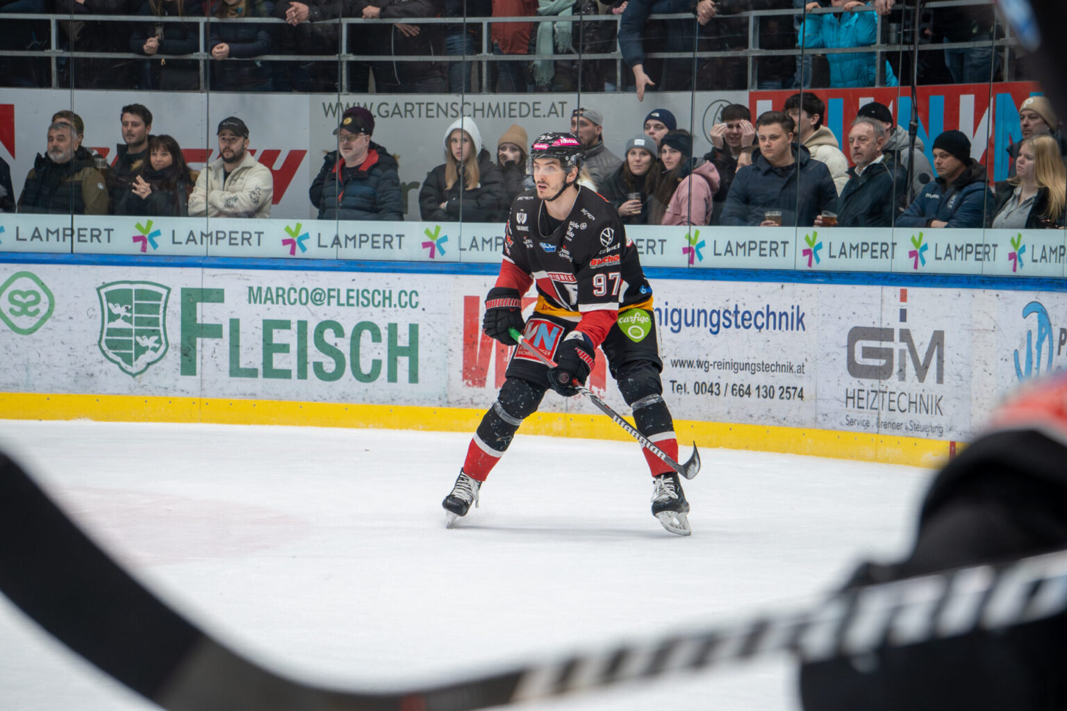 PIV verabschieden Nick und Mike Pastujov sowie Luka Maver - Pioneers ...